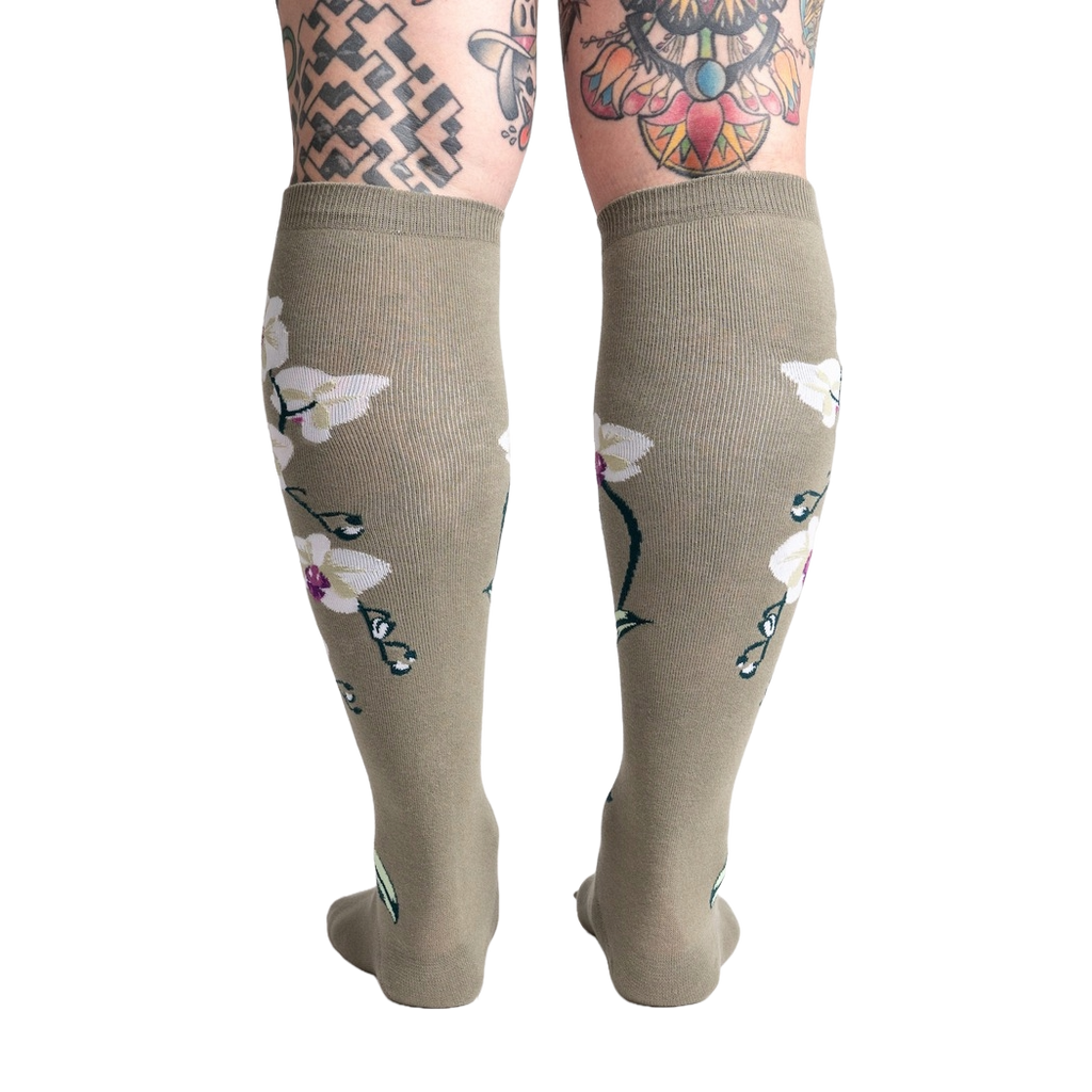 Orchid Knee-High Socks | Sockologie
